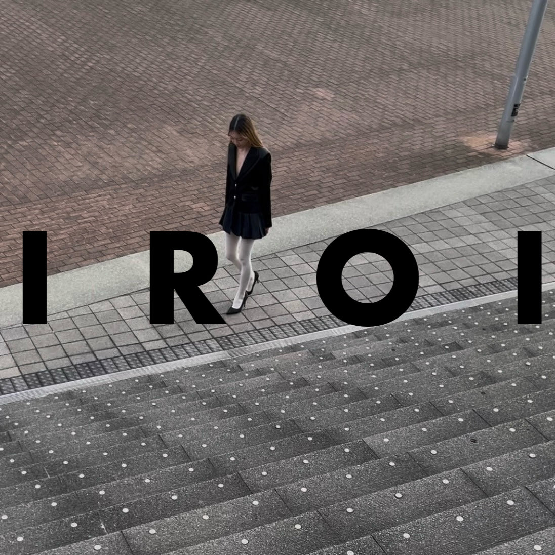 IROI (イロイ）アパレルオンラインショップ